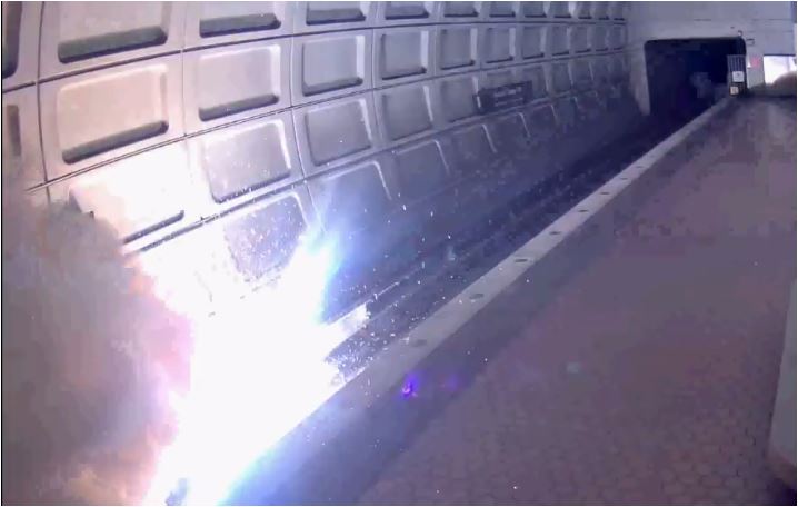 VIDEO: 'Fireball' in DC Metro station - TheAmericanMirror.com