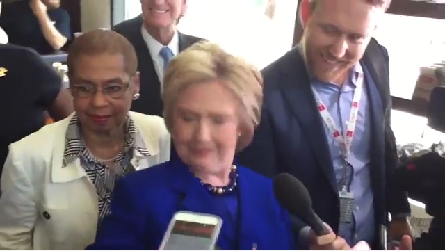 MALFUNCTION: Hillary short circuits when quizzed by media ...
