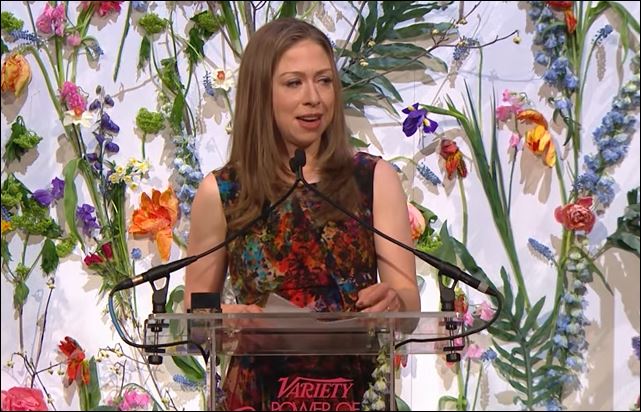 VIDEO: SNL actress zings Hillary - at event honoring Chelsea Clinton ...