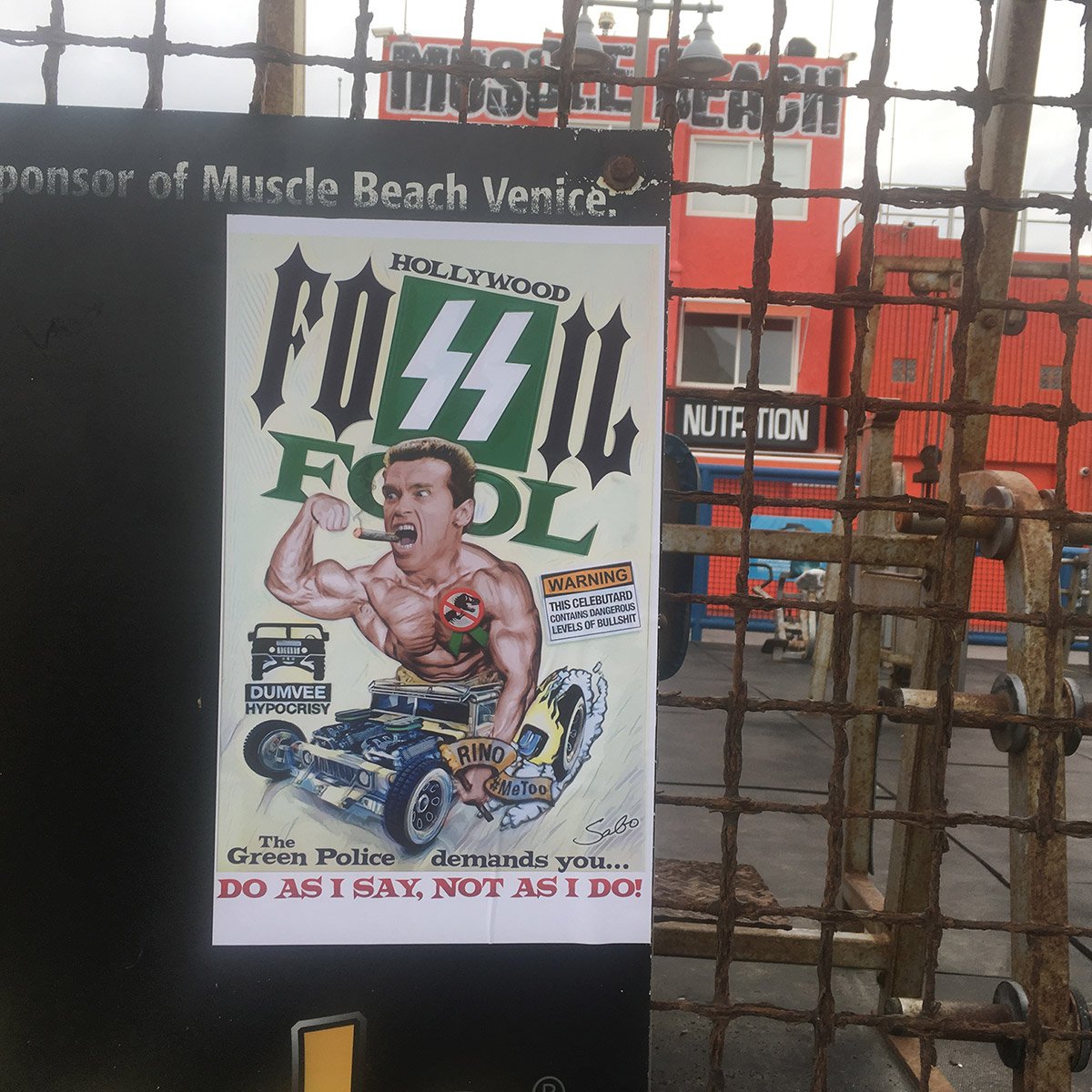 'Hollywood Fossil Fool' street art skewers Schwarzenegger in LA ...