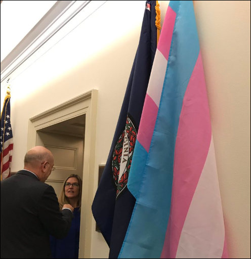 New Dem rep flies 'trans pride' outside congressional office ...